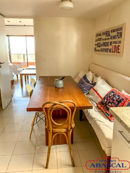 Gustavo Abascal Propiedades