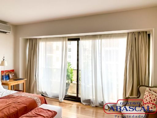 Gustavo Abascal Propiedades