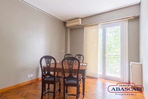 Gustavo Abascal Propiedades