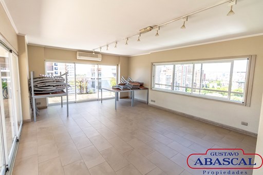 Gustavo Abascal Propiedades